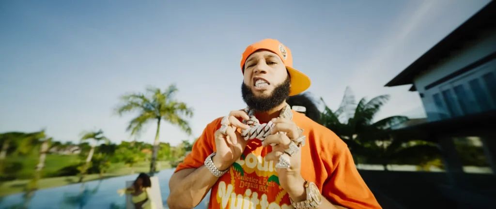 Biografía de El Alfa: ¿quién es el Rey del Dembow? - LETRAS.COM