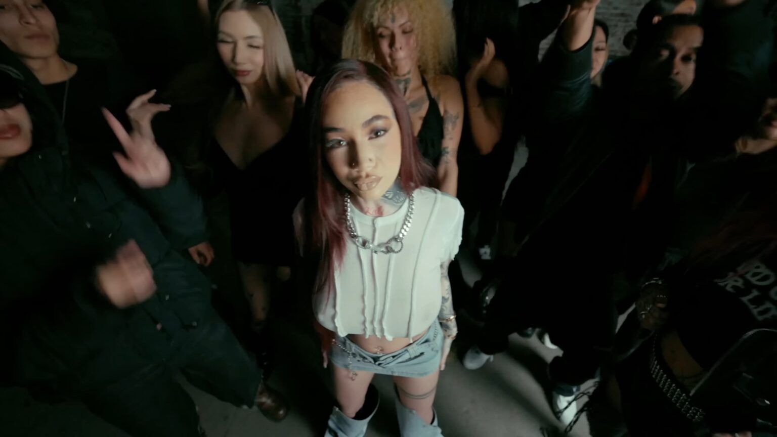 Significado de Ms. Whitman, la tiraera de Bhad Bhabie a Alabama Barker ...