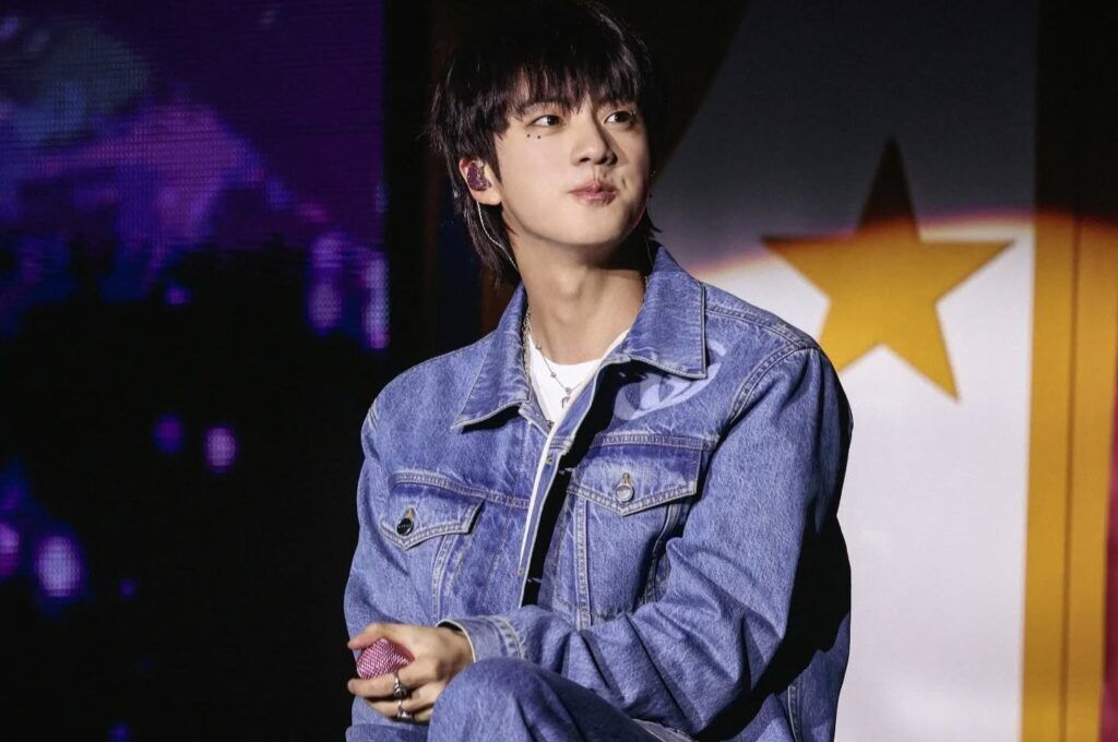 Jin (BTS) anuncia primeira turnê solo mundial e mais detalhes de ‘ECHO’ - LETRAS.MUS.BR