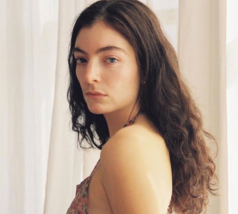 Lorde anuncia novo álbum para 2025 e surpreende com teaser no TikTok ...