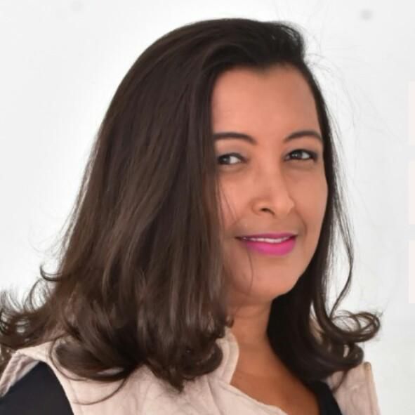 Sarah Rodrigues's Instagram, Twitter & Facebook on IDCrawl