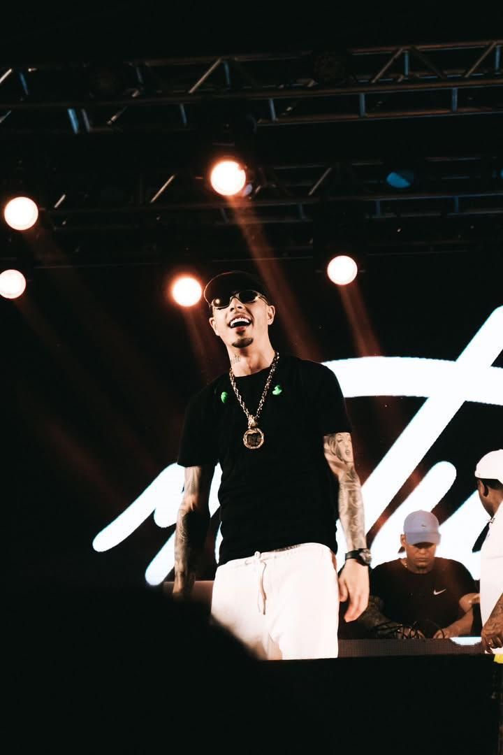 2T (13 fotos) | Mc Tuto