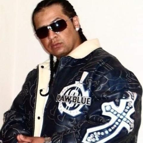 Me Facina - Tex Brown - Palco MP3