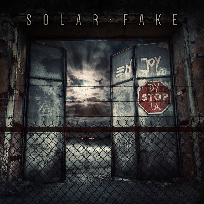 Solar Fake | 6 álbuns da Discografia no LETRAS.MUS.BR
