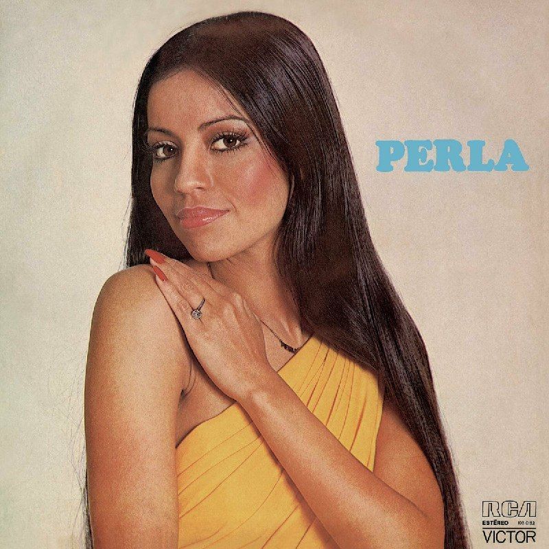 1975 (Vol. 3) (Versión En Español) | Álbum de Perla - LETRAS.COM