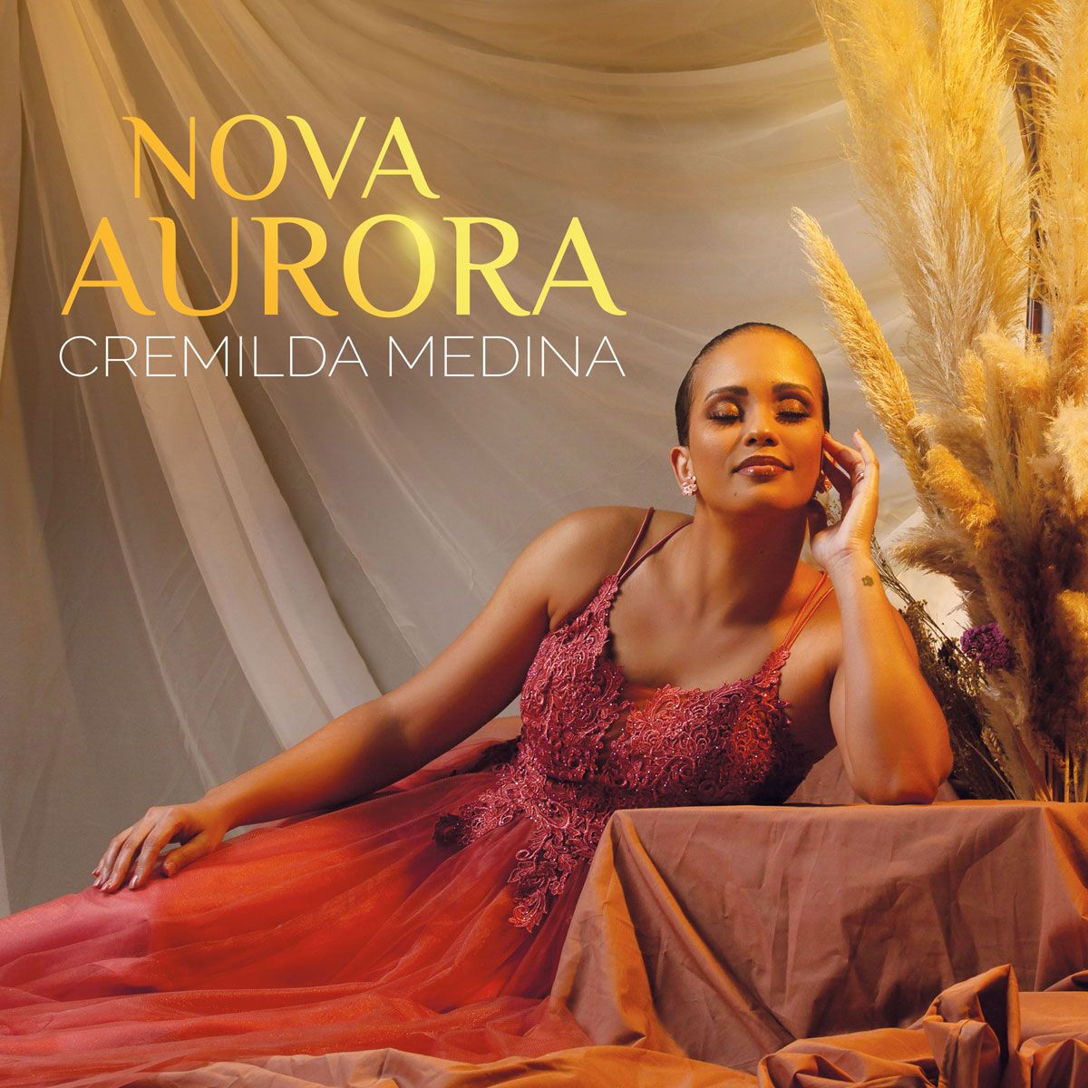 Nova Aurora | Álbum de Cremilda Medina - LETRAS.COM