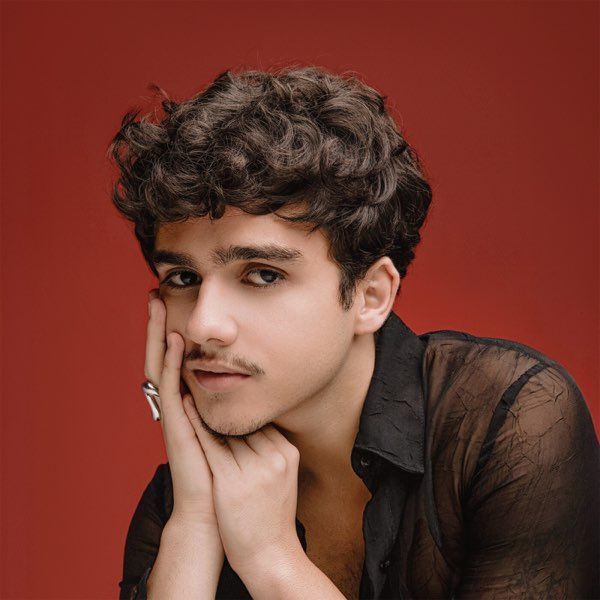 Caike Souza | 1 álbum da Discografia no LETRAS.MUS.BR