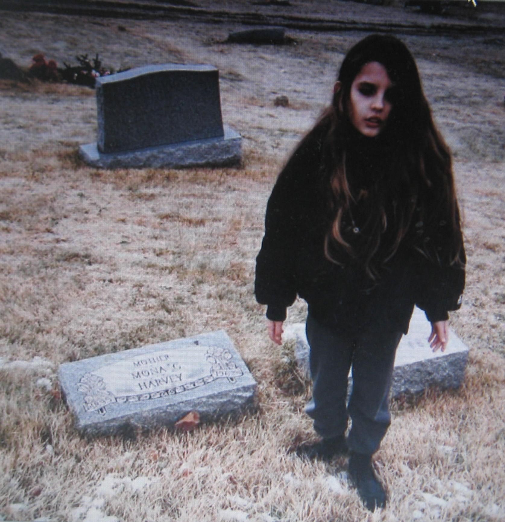 Crystal Castles (II) | Álbum de Crystal Castles - LETRAS.COM