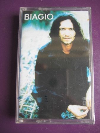 Biagio | Álbum de Biagio Antonacci - LETRAS.COM
