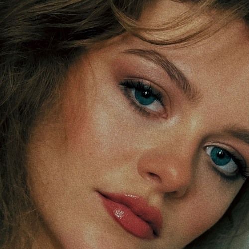 Faith Richards | 28 álbumes de la discografía en LETRAS.COM