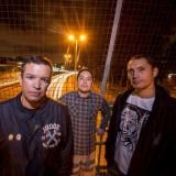 ACHISMO (EN ESPAÑOL) - Questions - LETRAS.COM