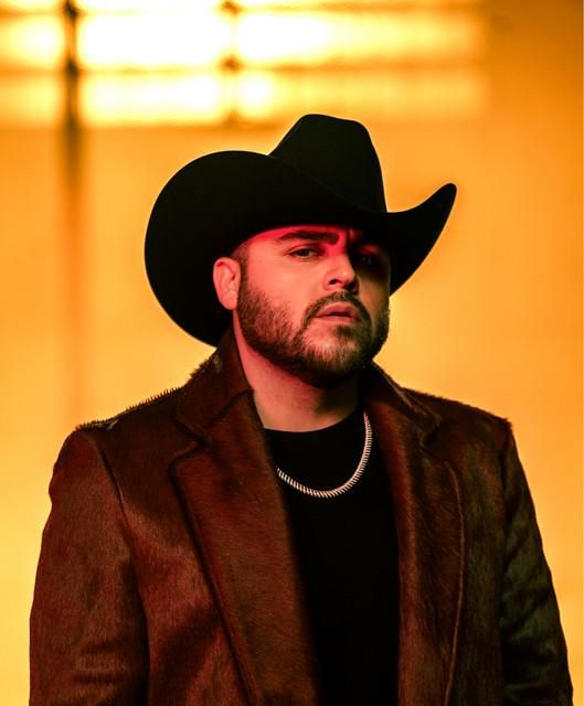 ERES UNA NINÃ - Gerardo Ortiz - LETRAS.COM