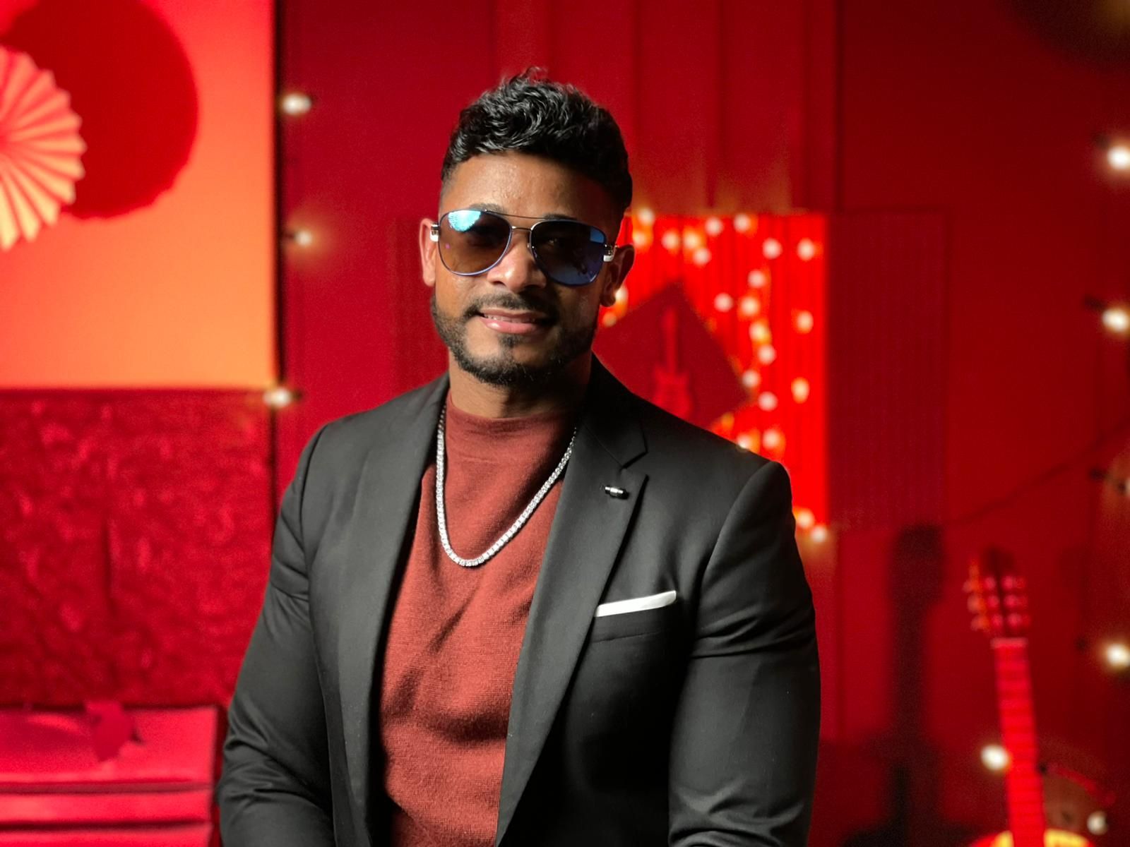 Bachata Sensual - Angel Santos - LETRAS.MUS.BR