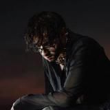 HAUNTED (EN ESPAÑOL) - Chris Grey - LETRAS.COM