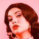 SECRETS - Lucy Loone - LETRAS.COM