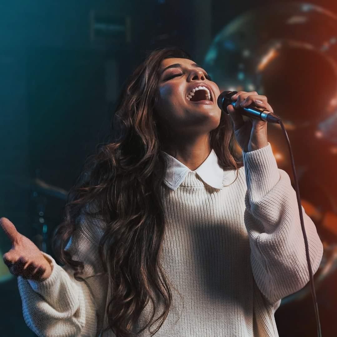 Mari Borges fotos (8 fotos) | Cifra Club