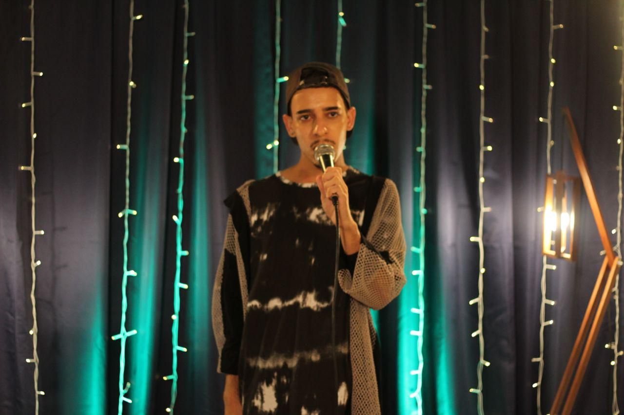 Jean Torres fotos (15 fotos) - LETRAS.MUS.BR