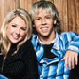 ROCKIN' AROUND THE CHRISTMAS TREE (EN ESPAÑOL) - Jump5 - LETRAS.COM