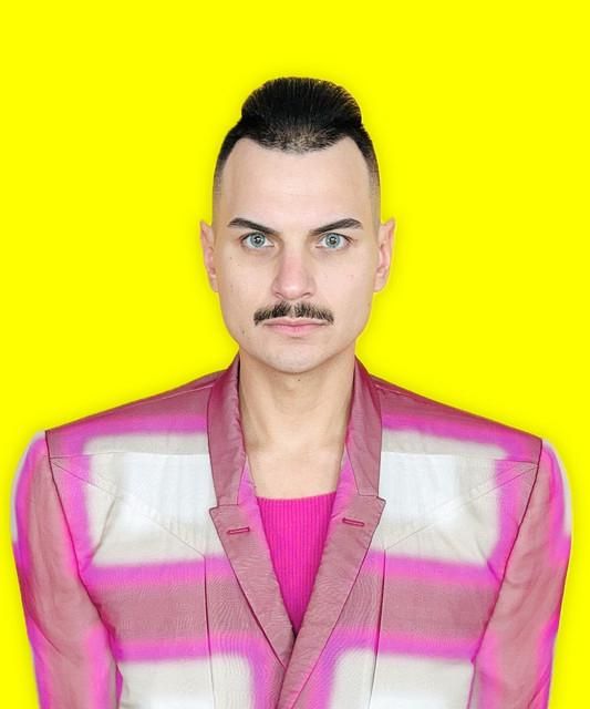 LET GO (EN ESPAÑOL) - Mr. Kitty - LETRAS.COM