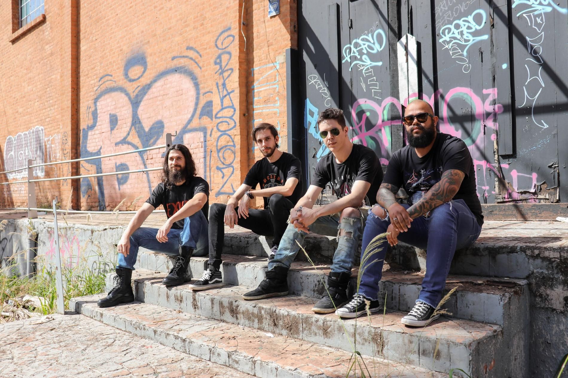 ROTTEN WORLD - Exkil - LETRAS.COM