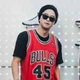 JINUSEAN BOMB (EN ESPAÑOL) - Jinusean - LETRAS.COM
