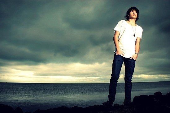 Bobbi Andonov fotos (12 fotos) - LETRAS.COM