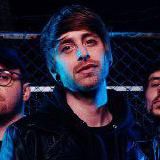 GHOST LIKE YOU (EN ESPAÑOL) - Caskets - LETRAS.COM