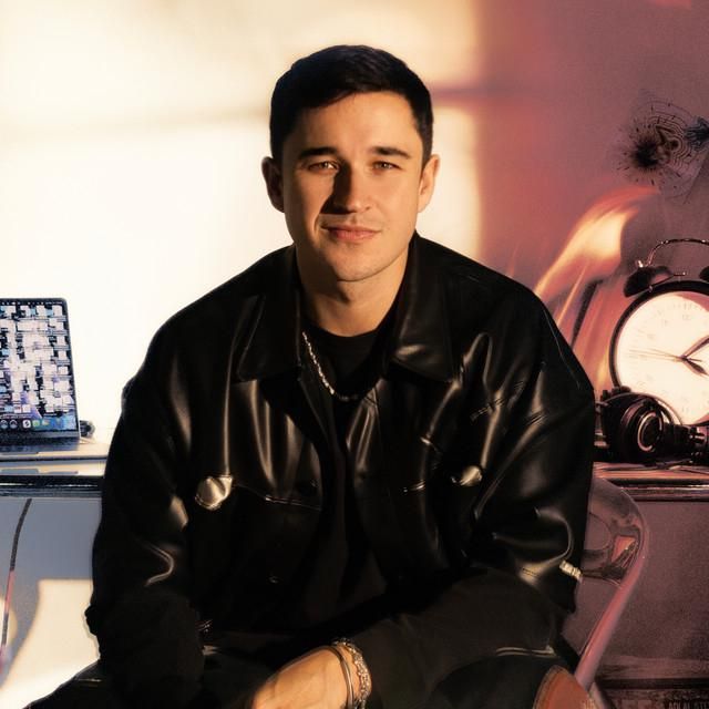 SHIVER (FEAT. HAYLA) - John Summit - LETRAS.COM