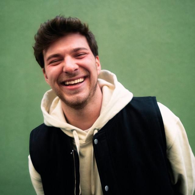 Aprenda Inglês com a música HOW BEAUTIFUL THIS LIFE IS (Berre) - LETRAS ...
