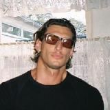 FRIENDS (EN ESPAÑOL) - DON WEST - LETRAS.COM