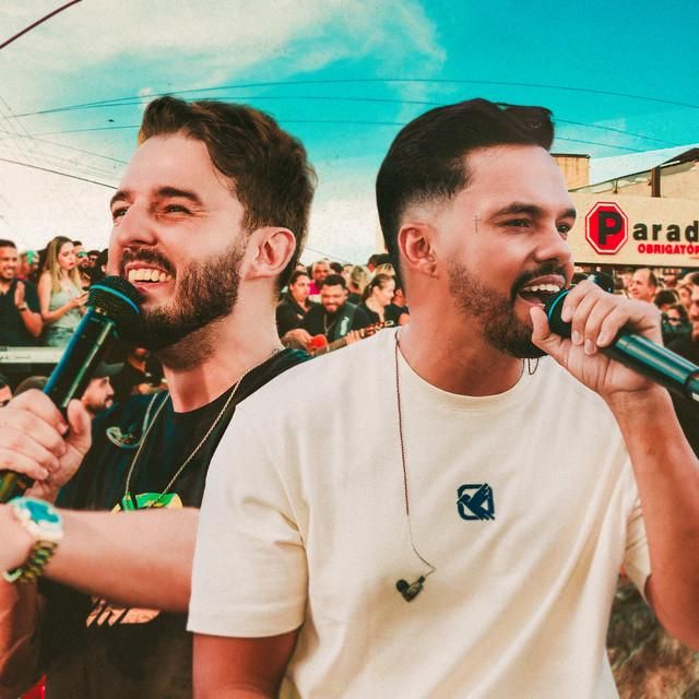 PENSE UM POUCO - Vh & Alexandre - LETRAS.COM