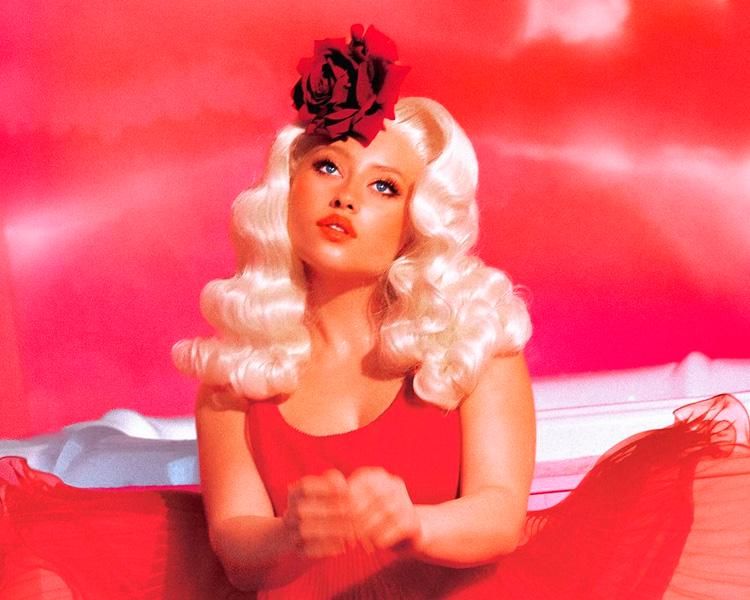 STAR SHAPED BABY - Remy Bond - LETRAS.COM