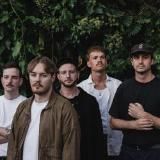 S.A.D (EN ESPAÑOL) - alt. (AUS) - LETRAS.COM