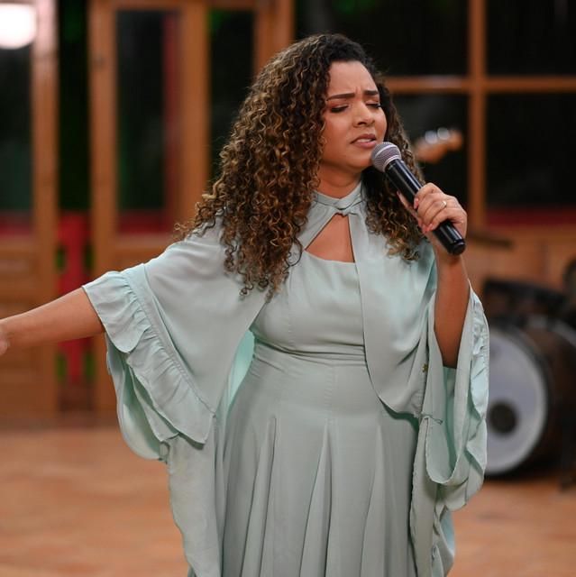 Agora Sou Eu - Vanessa Carvalho - OUVIR MÚSICA