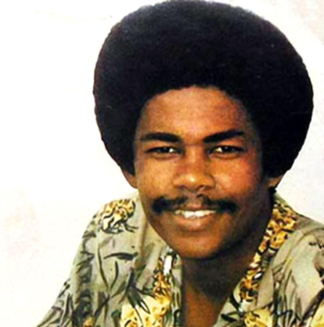 Zezé di Nha Reinalda - LETRAS.MUS.BR