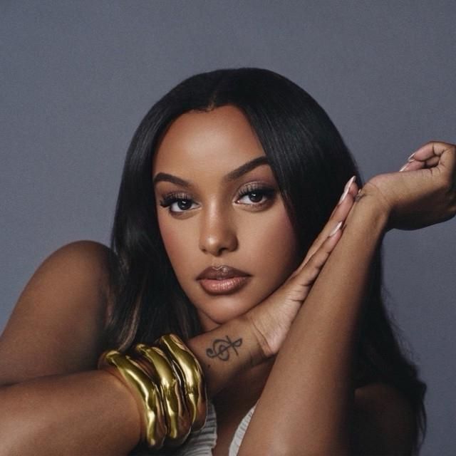 DIDN'T I (EN ESPAÑOL) - Ruth B. - LETRAS.COM