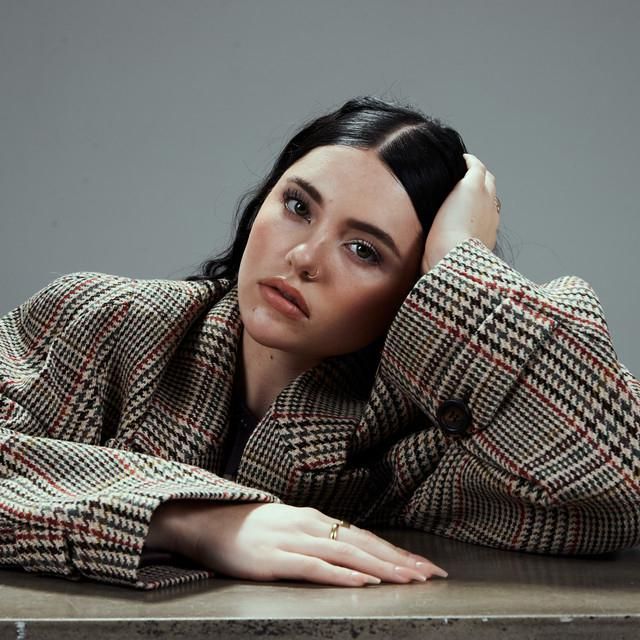 PARALLEL UNIVERSE - Lauren Spencer-Smith - LETRAS.COM