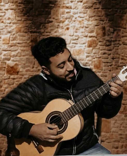 Júnior Ramos - LETRAS.COM (1 canción)