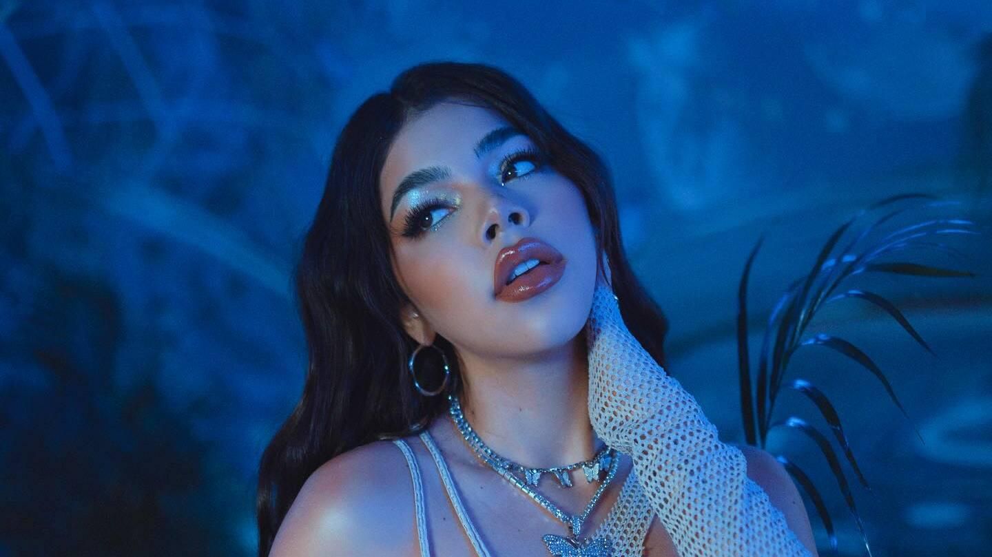 MORIR DE AMOR - Kenia OS - LETRAS.COM