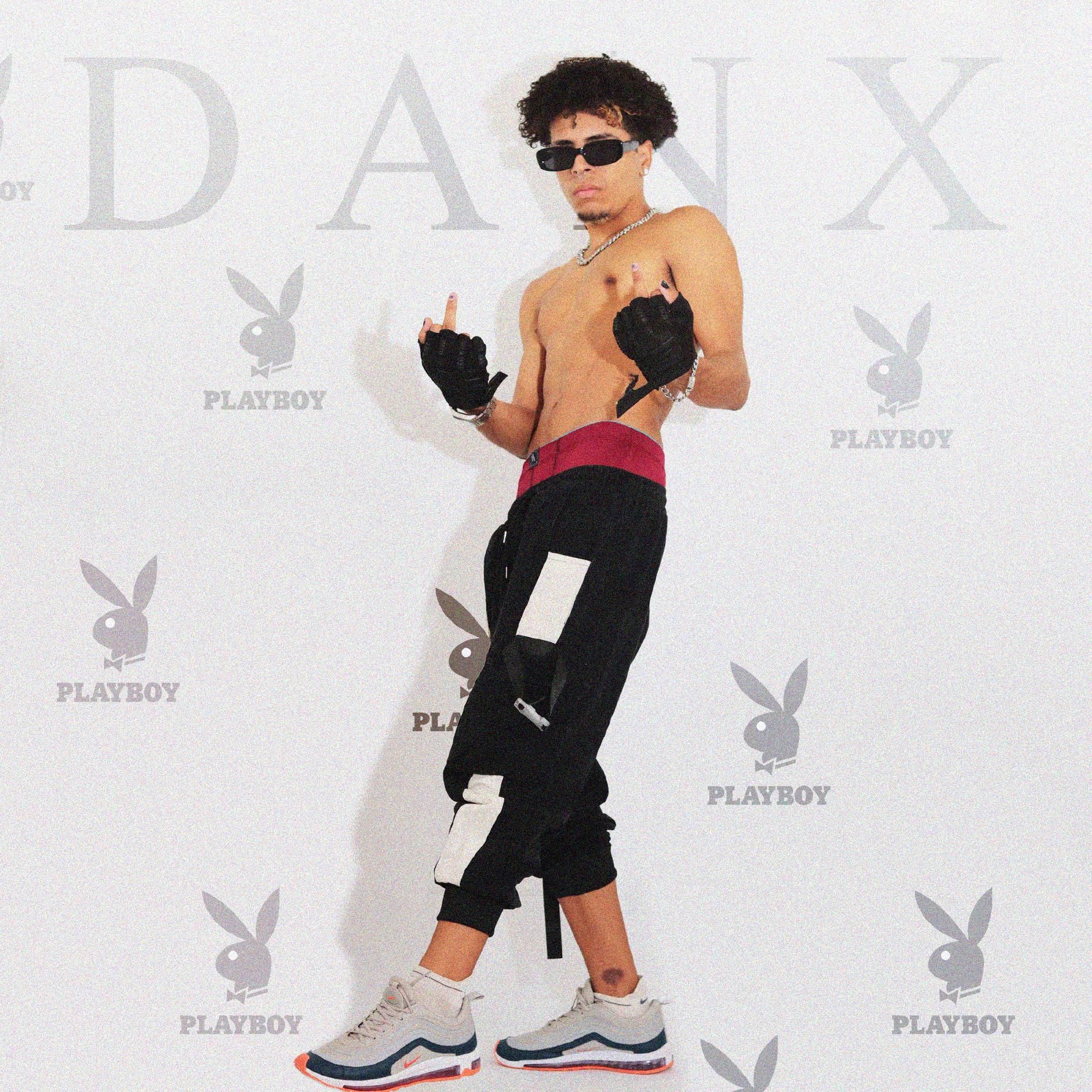 Danx fotos (2 fotos) - LETRAS.COM