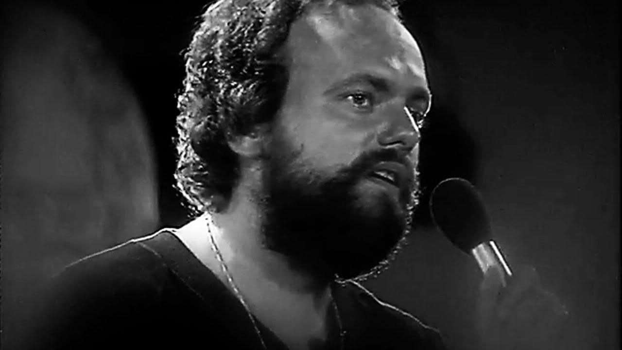 SAD EYES - Robert John - LETRAS.COM