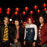 Significado da música Save Yourself, I'll Hold Them Back (2026 Remaster ...