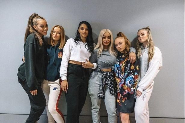 Real Like You fotos (3 fotos) - LETRAS.MUS.BR