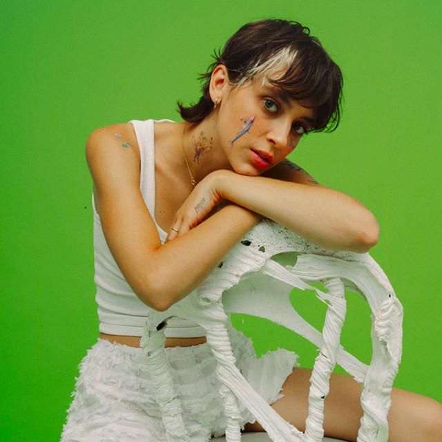 SOLEIL SOLEIL (Lyrics in English) - Pomme