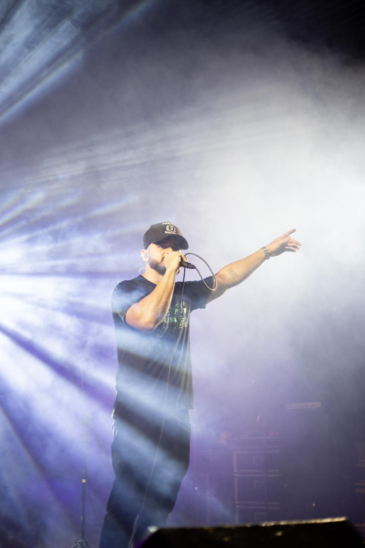 FÉ EM DEUS - Israel Rapper - LETRAS.COM