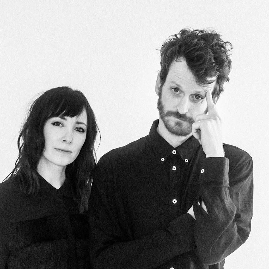 Jim and Sam fotos (2 fotos) - LETRAS.COM