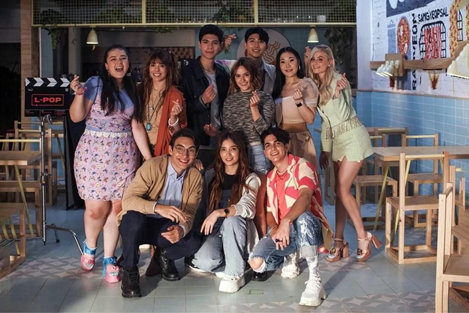 Xylophone - Elenco de Disney L-Pop - LETRAS.MUS.BR