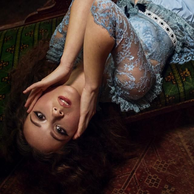 Cuckoo Ballet (Interlude) - Laufey - LETRAS.COM