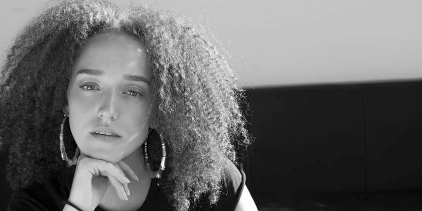 Rhys fotos (3 fotos) - LETRAS.MUS.BR