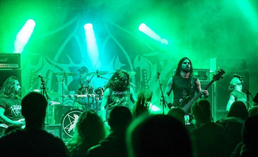 Bio-cancer fotos (2 fotos) - LETRAS.COM